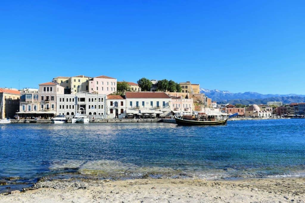 Visit the Most Beautiful Places in Crete - Girls Who Travel