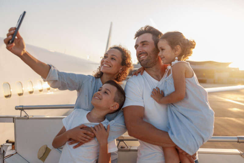 8 Easy Travel Tips For Parents - Girls Who Travel