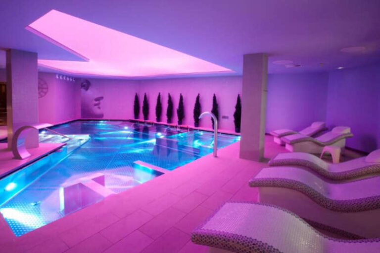 Top 10 Andorra Luxury Hotels Every Female Traveler Will Love - Girls ...