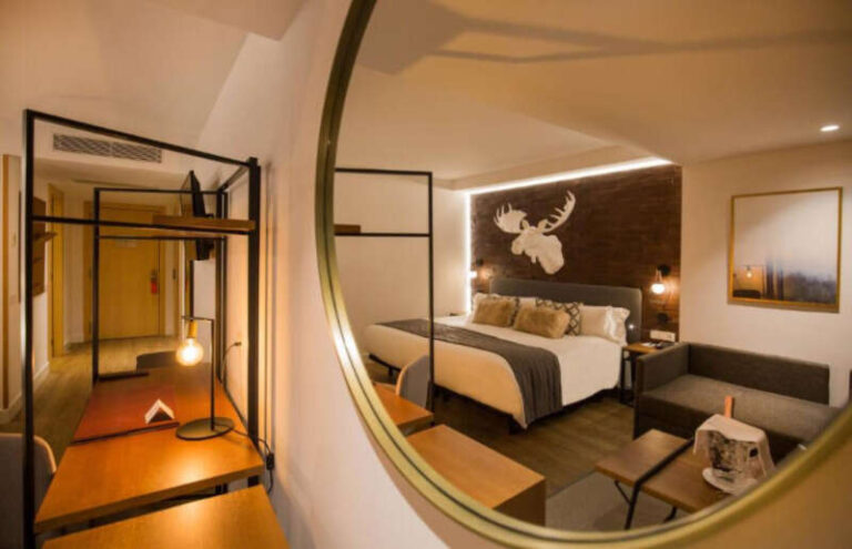 Top 10 Andorra Luxury Hotels Every Female Traveler Will Love - Girls ...