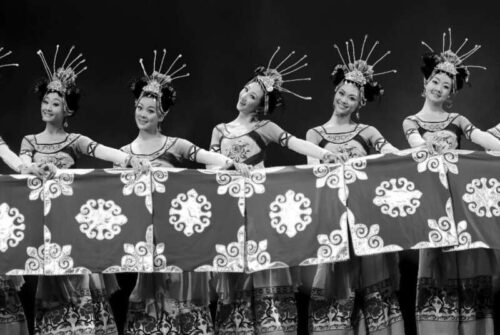 The China Dance - A Memorable Night - Girls Who Travel