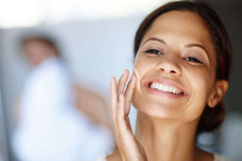 A Guide To Keeping Your Skin Fresh And Healthy While Traveling Girls