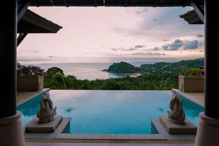 3 Reasons You Should Plan A Luxury Vacation Today - Girls Who Travel